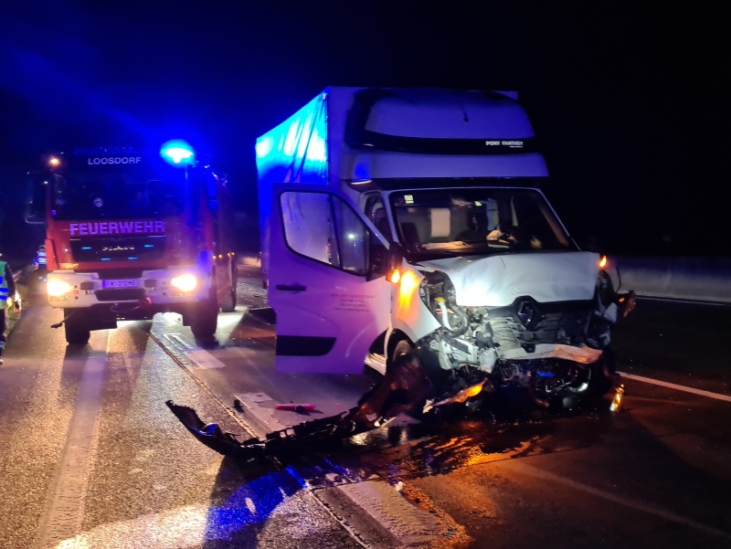Fahrzeugbergung auf der A1 - Marktgemeinde Loosdorf - Bildergalerie